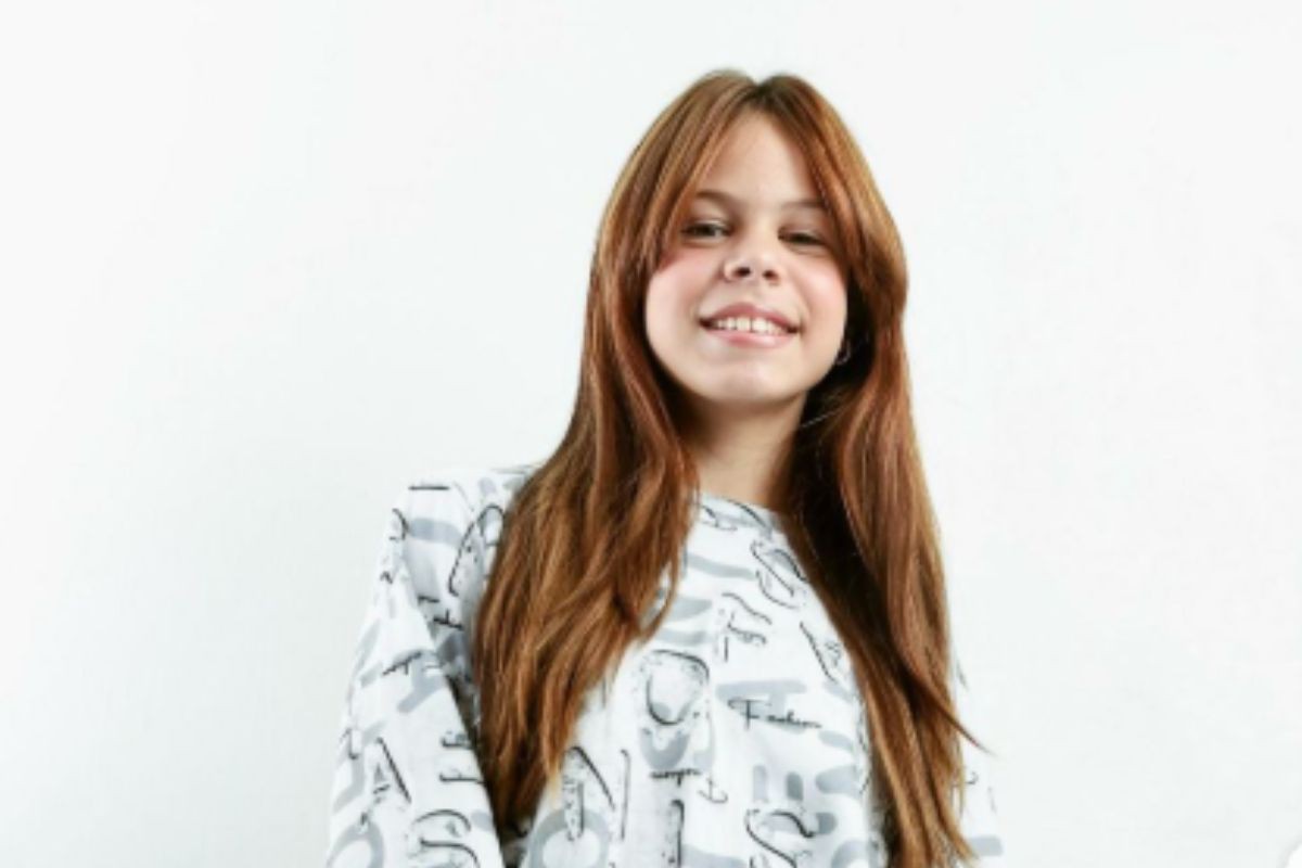 Atriz mirim do SBT é diagnosticada com tumor no cérebro; estado de saúde é grave